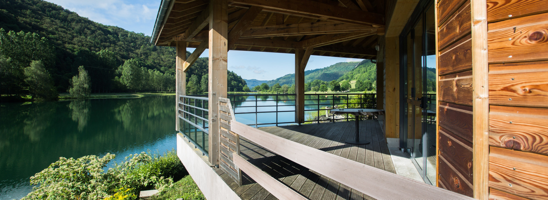 Hébergement Cantal - Hôtel du Lac des Graves